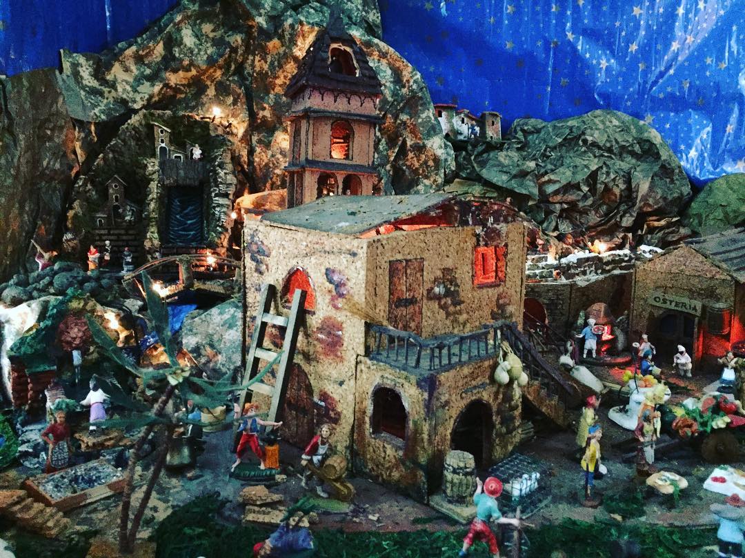 Christmas traditions around the world - Hostelworld Travel Blog