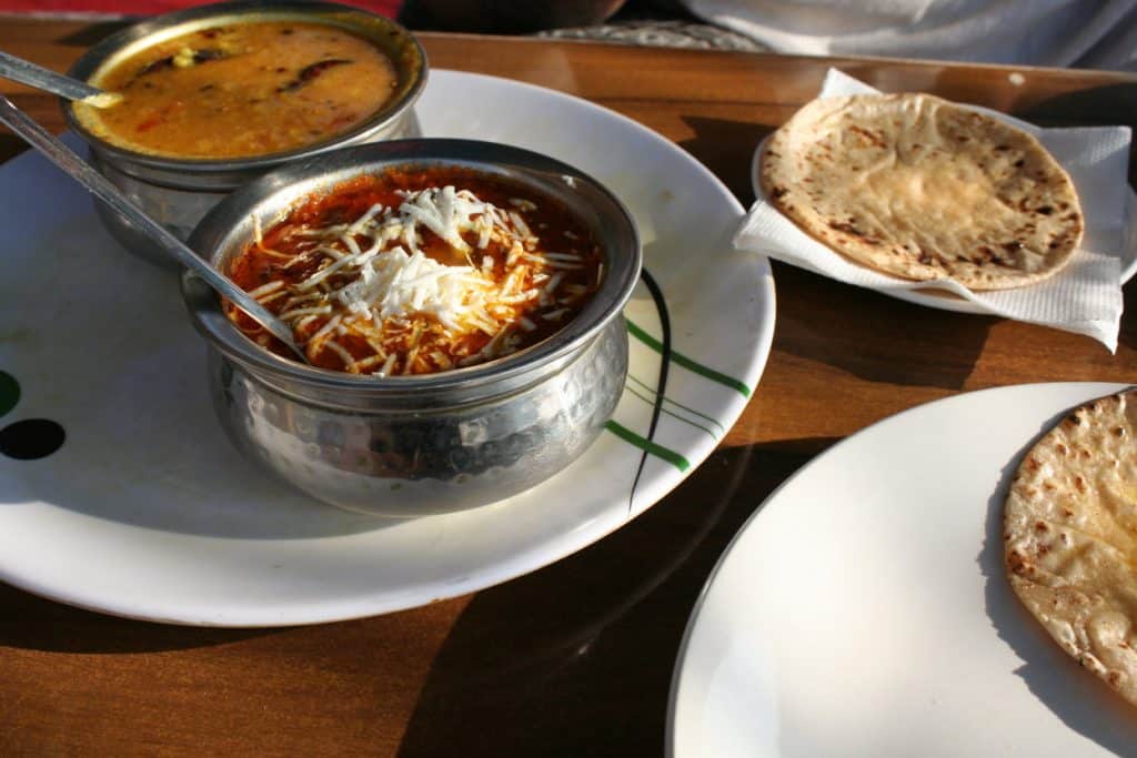 Eating in India: How to avoid getting sick – Hostelworld Travel Blog