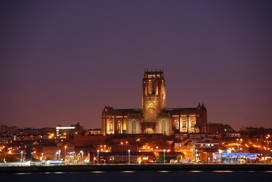 13 BEST places to spend New Year's Eve in the UK - Hostelworld